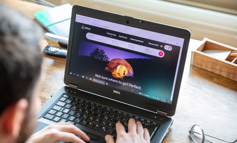 How Can I Make Things Look Bigger on My Tablet or Smartphone - Senior ...